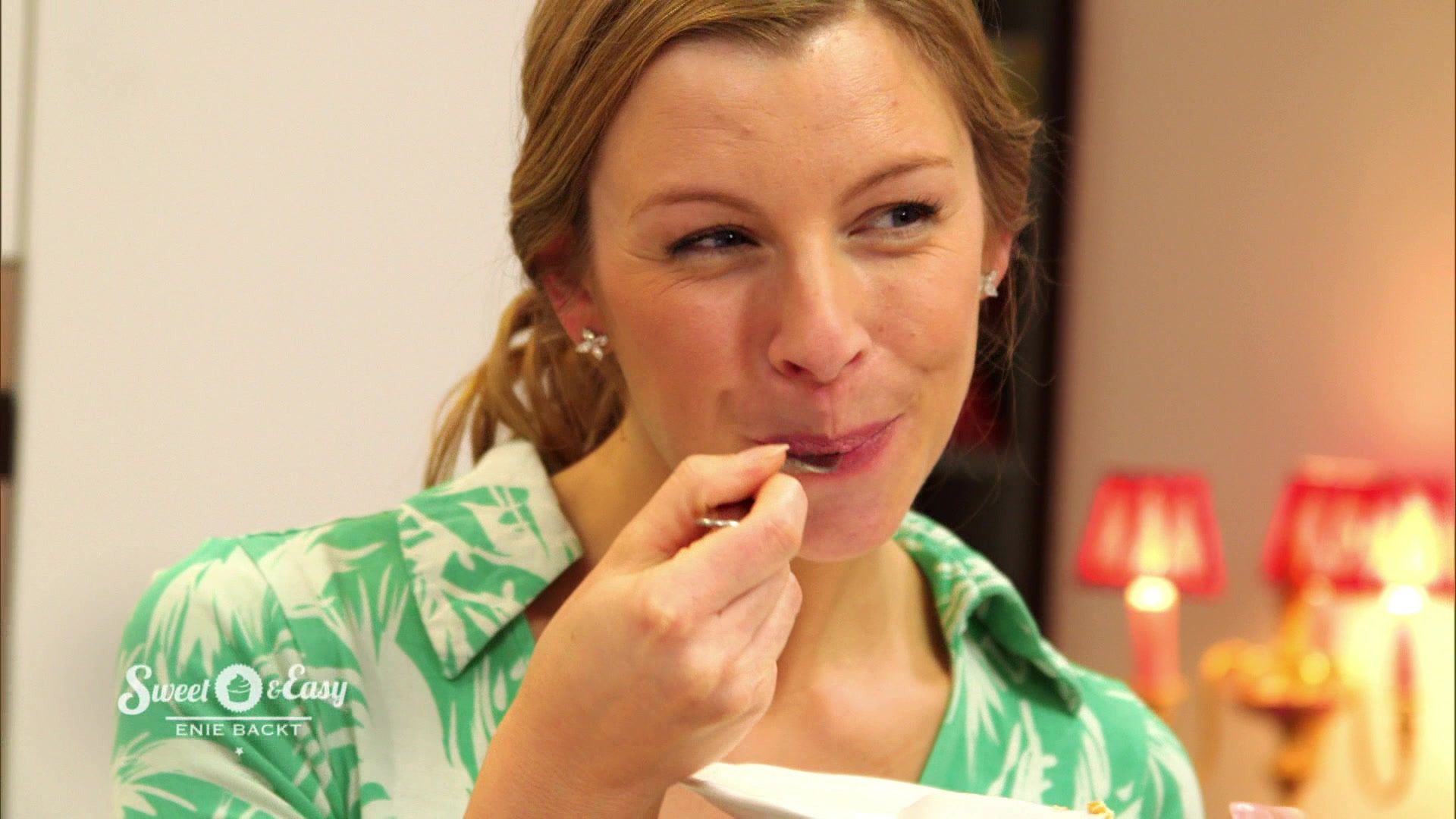 Sweet and Easy - Enie backt Staffel 3 Folge 6: Verliebt, Verlobt, Verheiratet