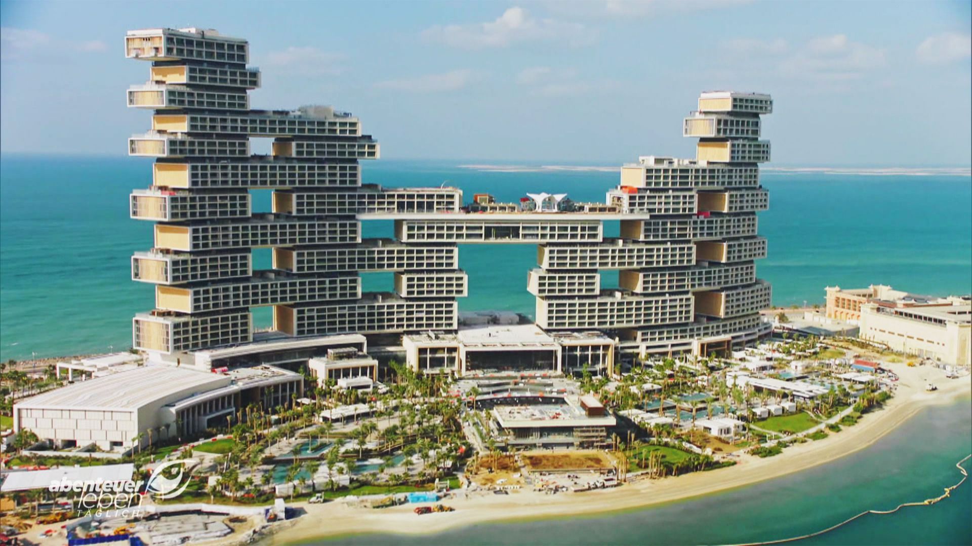 Abenteuer Leben täglich Staffel 2023 Folge 28: Das beste Hotel der Welt