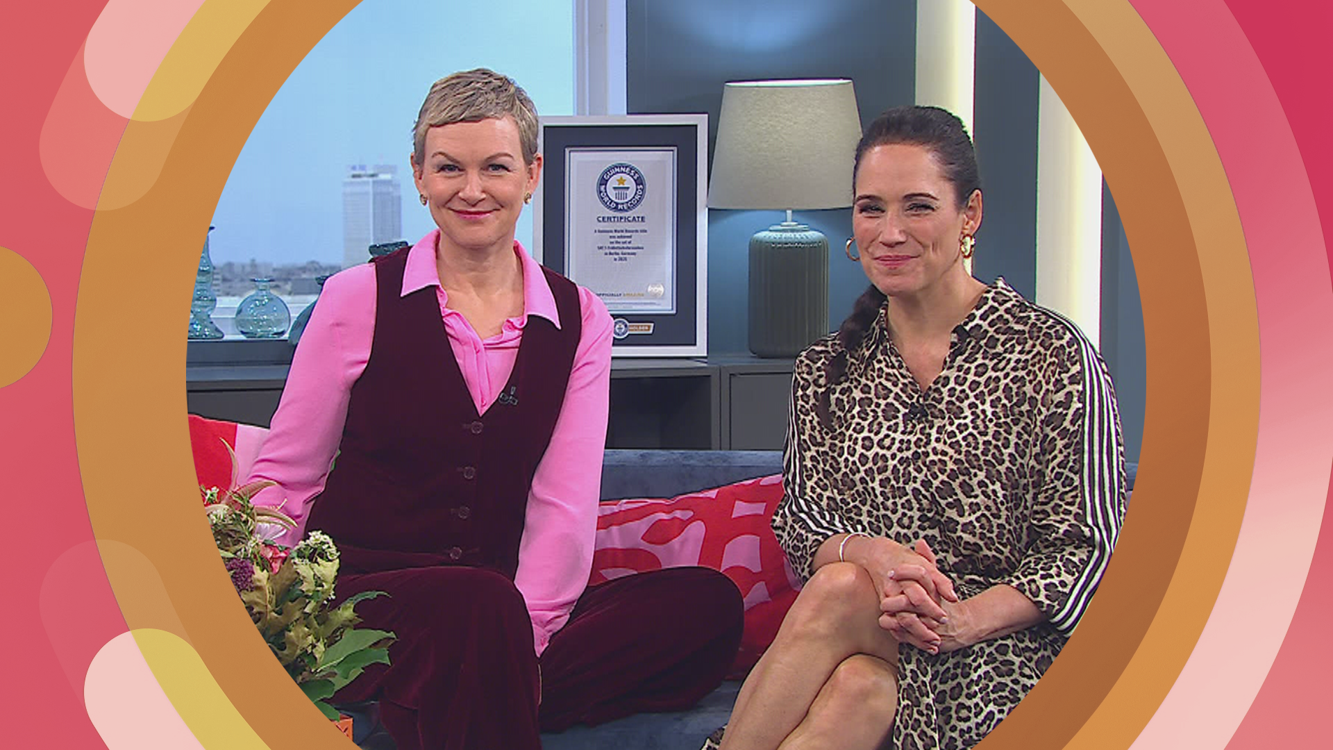 SAT.1-Frühstücksfernsehen am Sonntag Staffel 5 Folge 42: Von Karens Schauspieldebüt bis zum ...