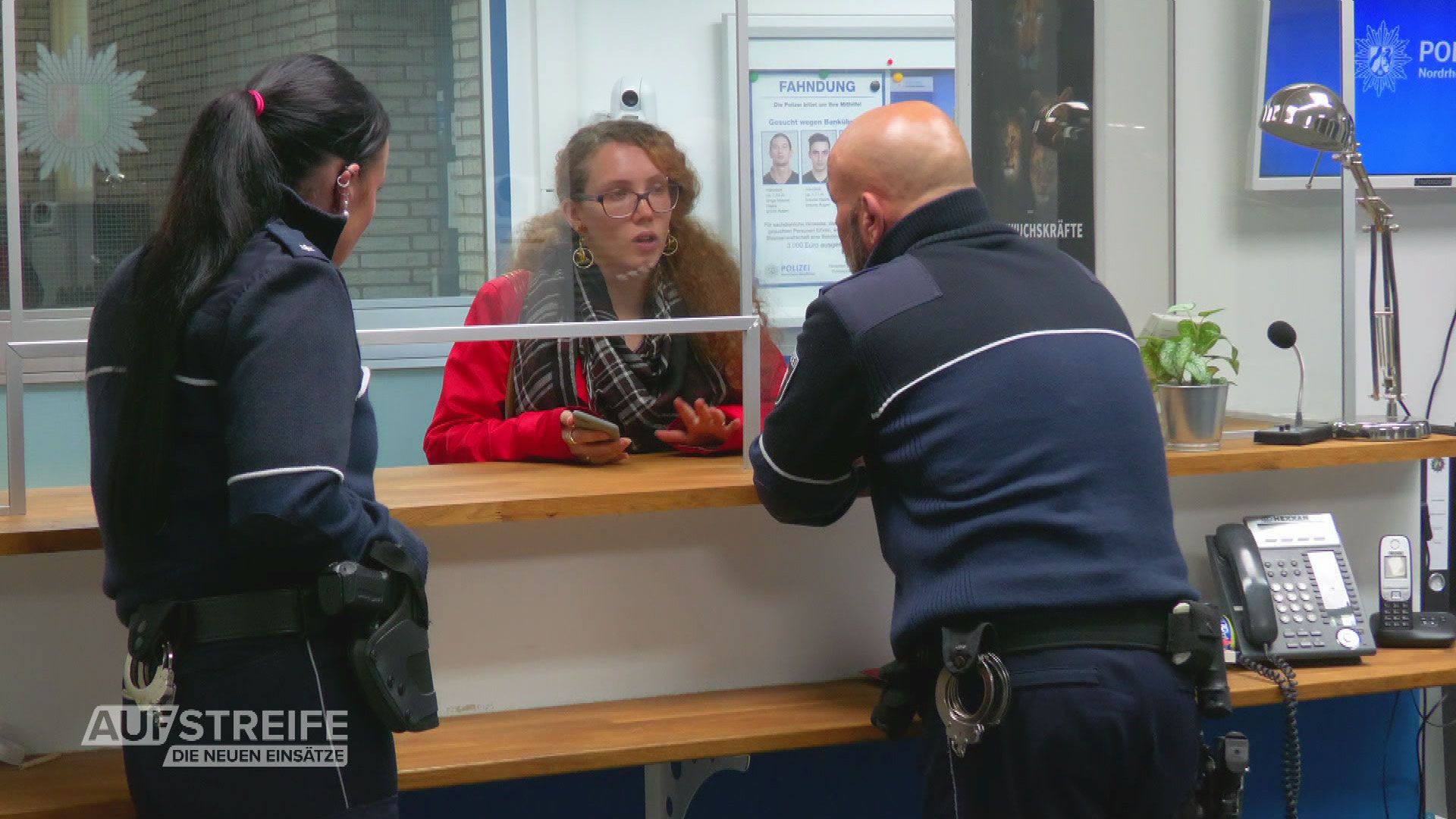 Auf Streife - Die neuen Einsätze Staffel 1 Folge 21: Hilferuf im Netz