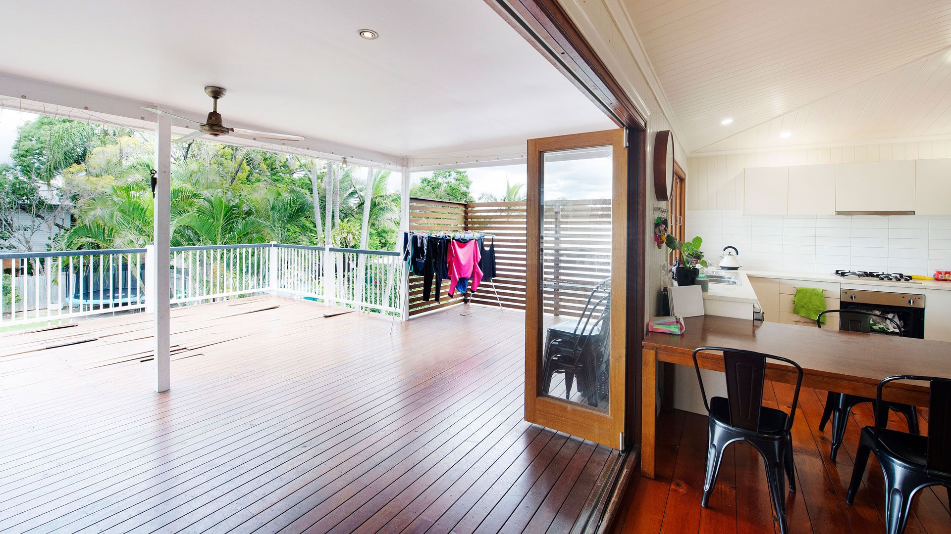 Unser Traumhaus: Umzug oder Umbau? Staffel 3 Folge 1: Queensland-Blues Unser Traumhaus: Umzug oder Umbau? Staffel 3 Folge 1: Queensland-Blues