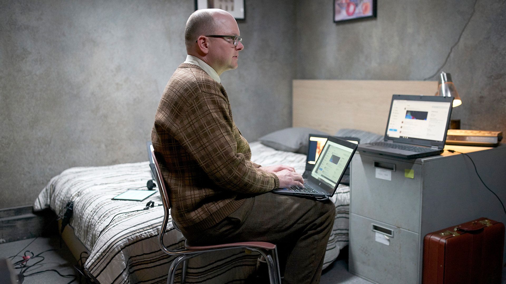 What We Do in the Shadows Staffel 2 Folge 7: Der Hut kehrt zurück