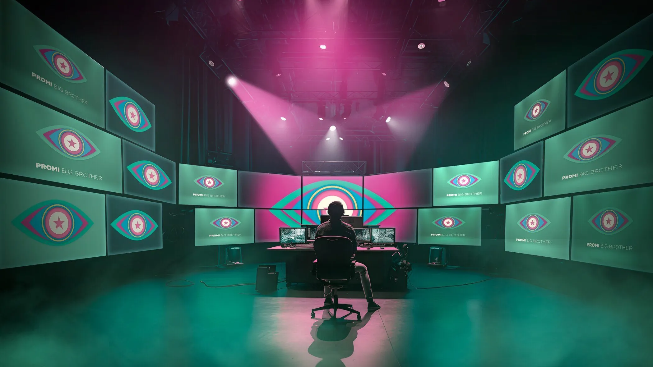 "Promi Big Brother" 2025: Exit-Angst bei Sarah-Jane Wollny! Warum sie ...