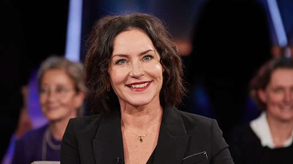 Koumorimo naked always accommodating me when Im in a pinch.