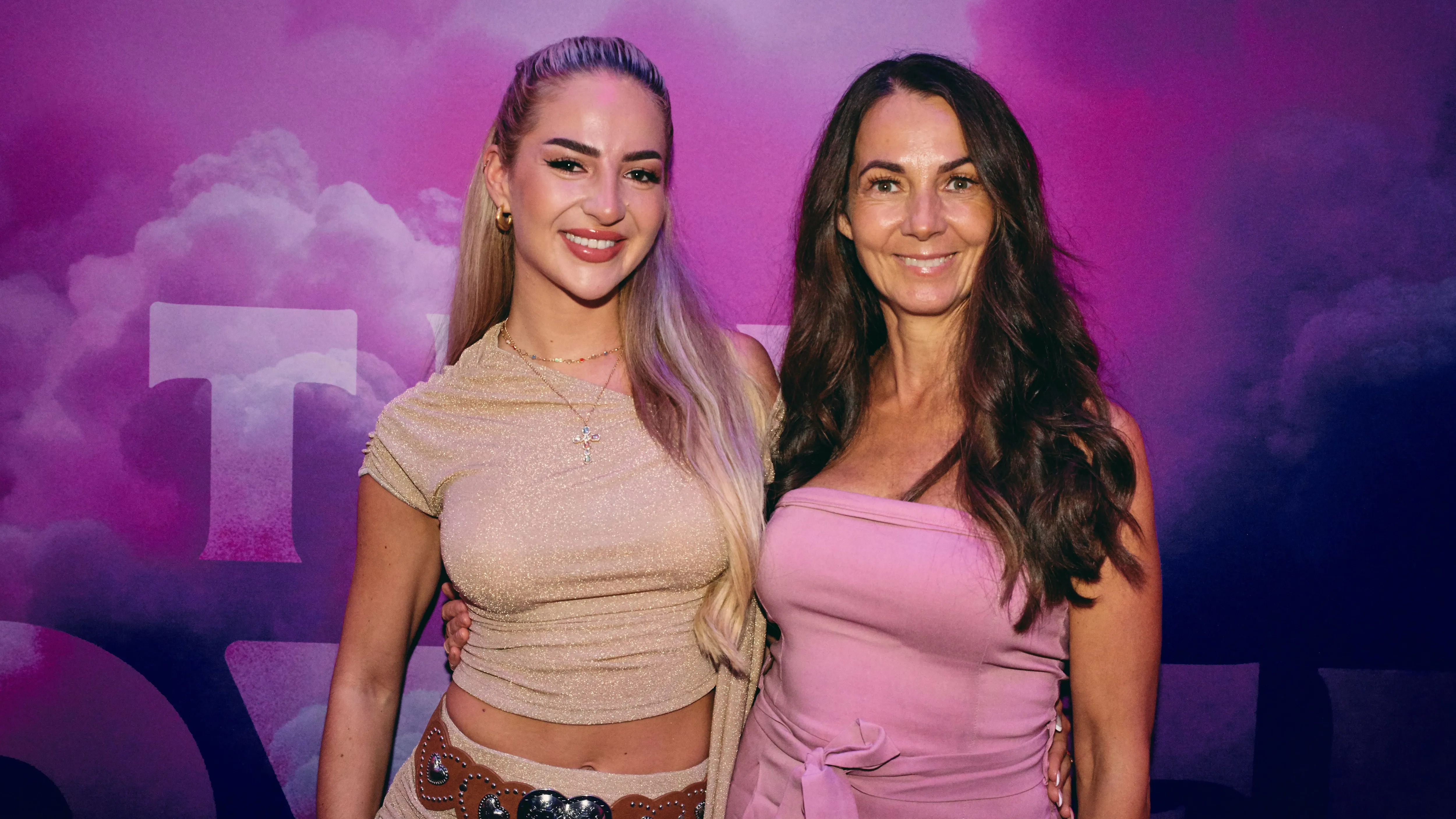 "The Power"-Duo: Emma Fernlund und ihre Mama Julia Bimbaum sind unschlagbar