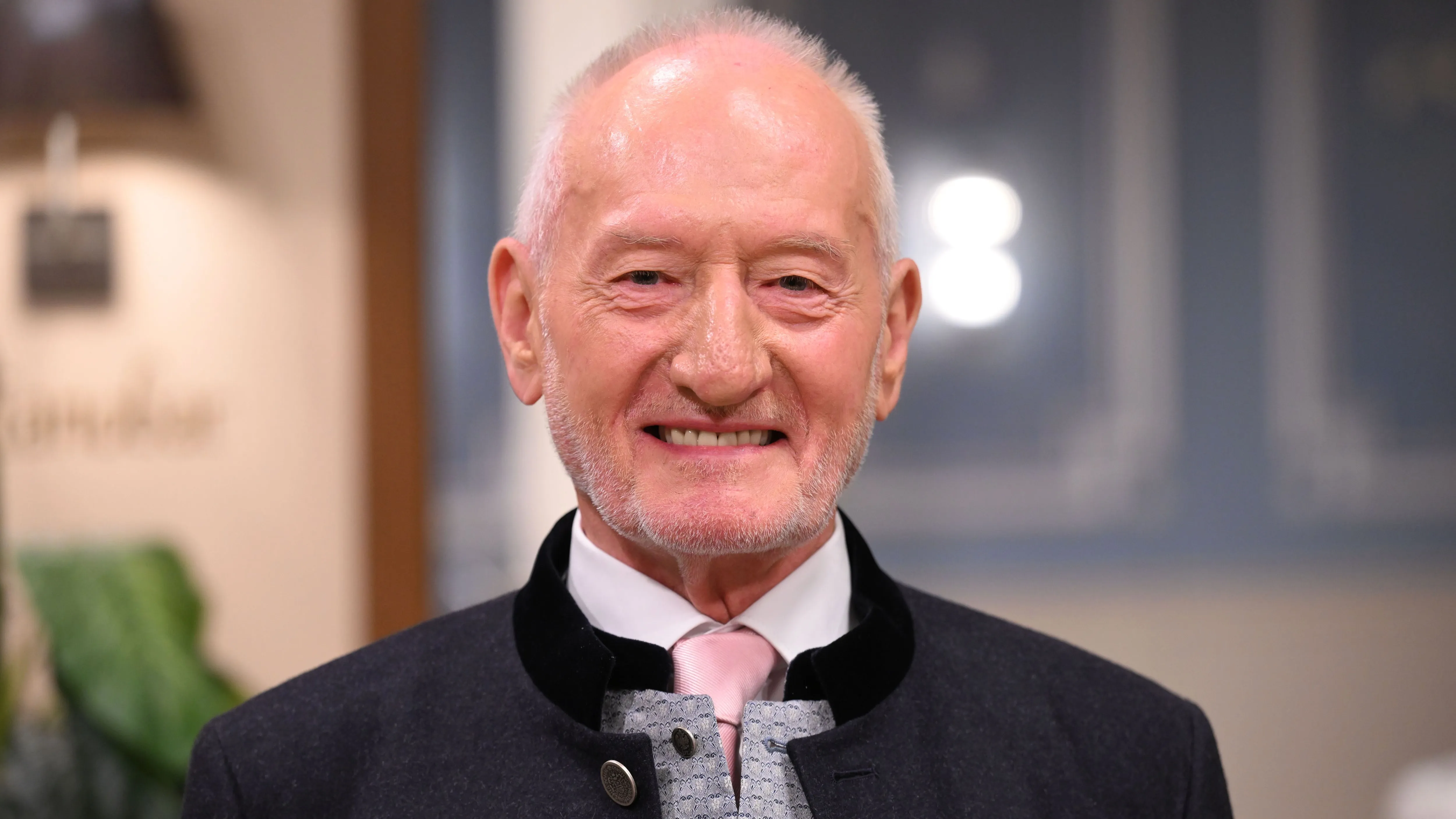 Sepp Schauer über seinen Karriereweg: Vom Wunschberuf zum Schauspiel