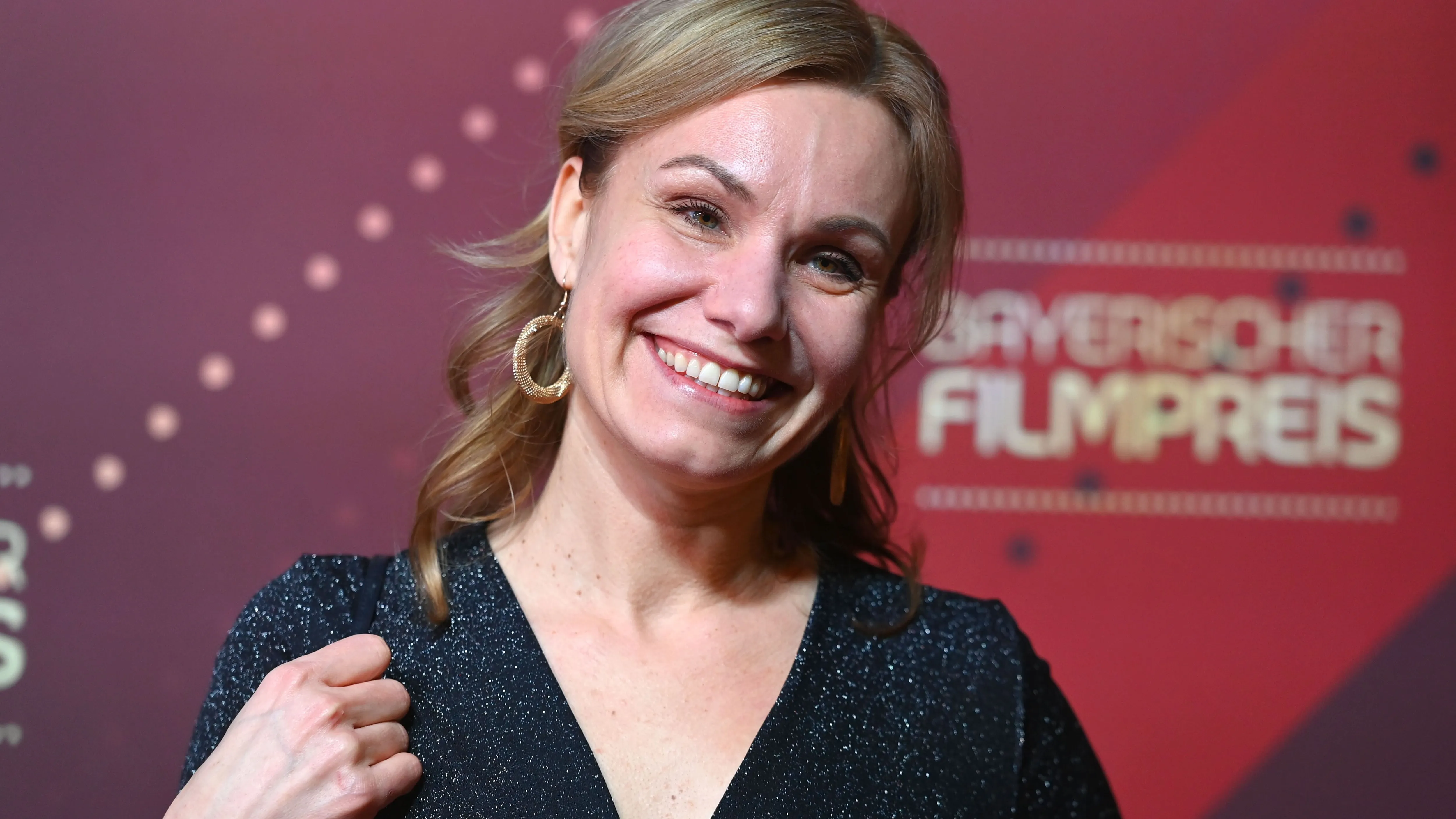 Wochen-Vorschau Sturm der Liebe" zum 24. November: Larissas Gefühls-Chaos