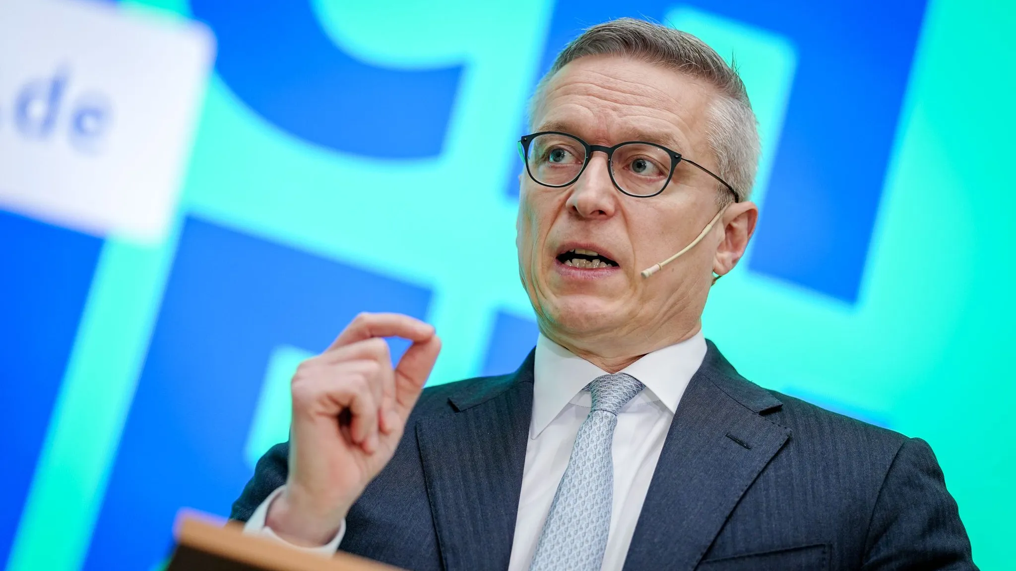 So nutzt Digitalminister Wildberger Künstliche Intelligenz privat