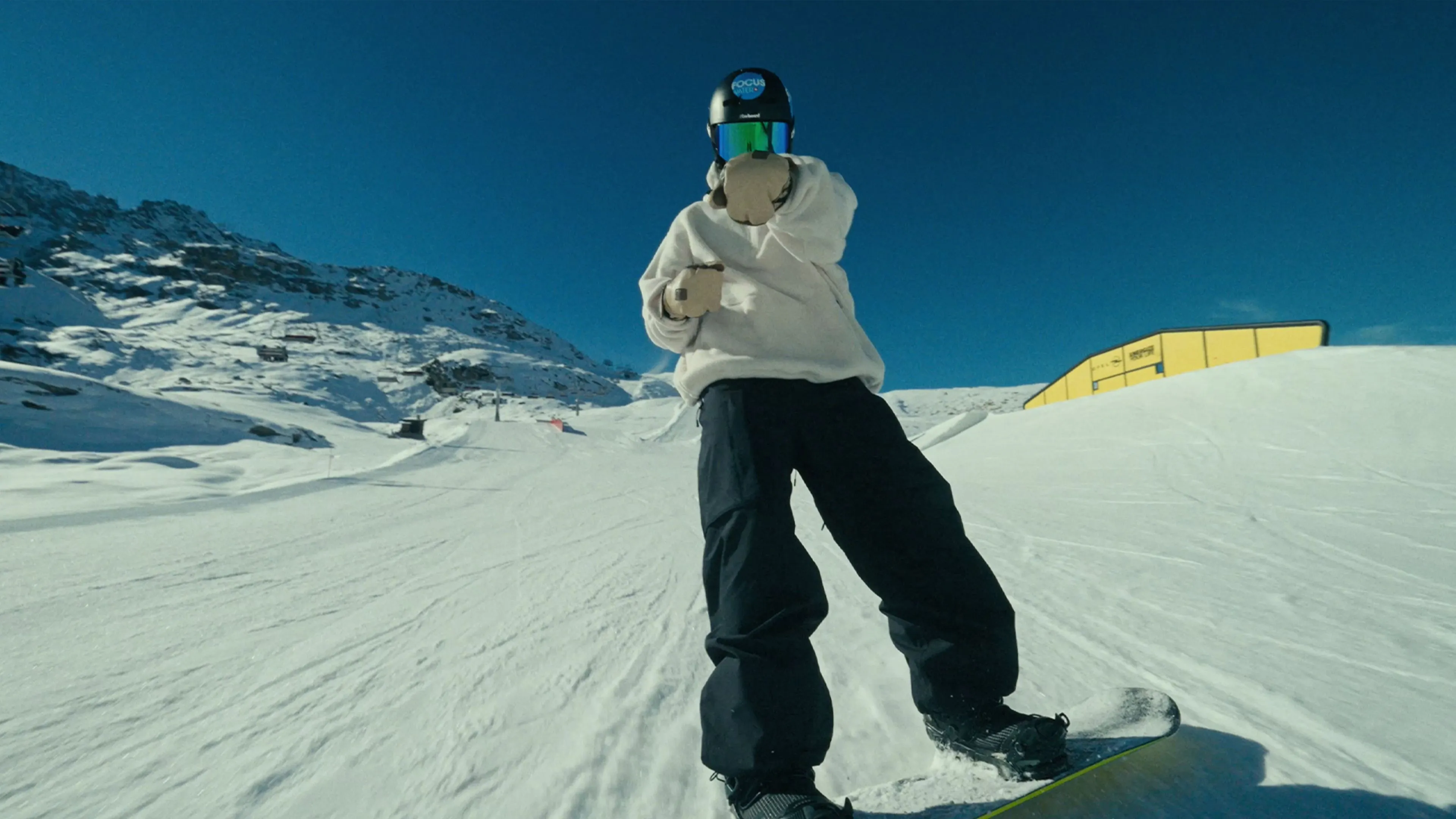 "Between the Lines": Freestyle-Stars auf dem Weg zu den LAAX Open