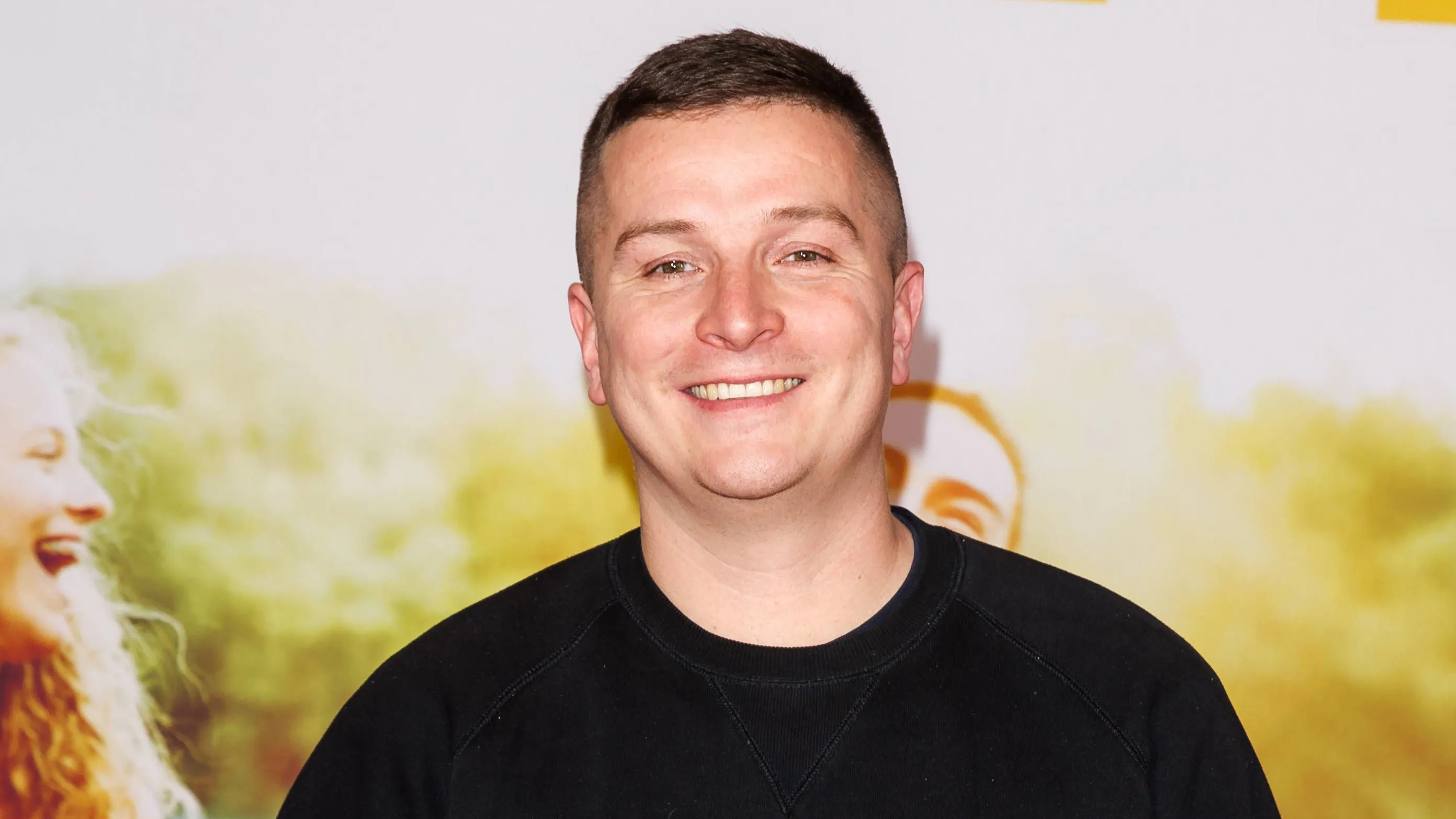 Schone Aaron Troschke Grosse Ebenbild