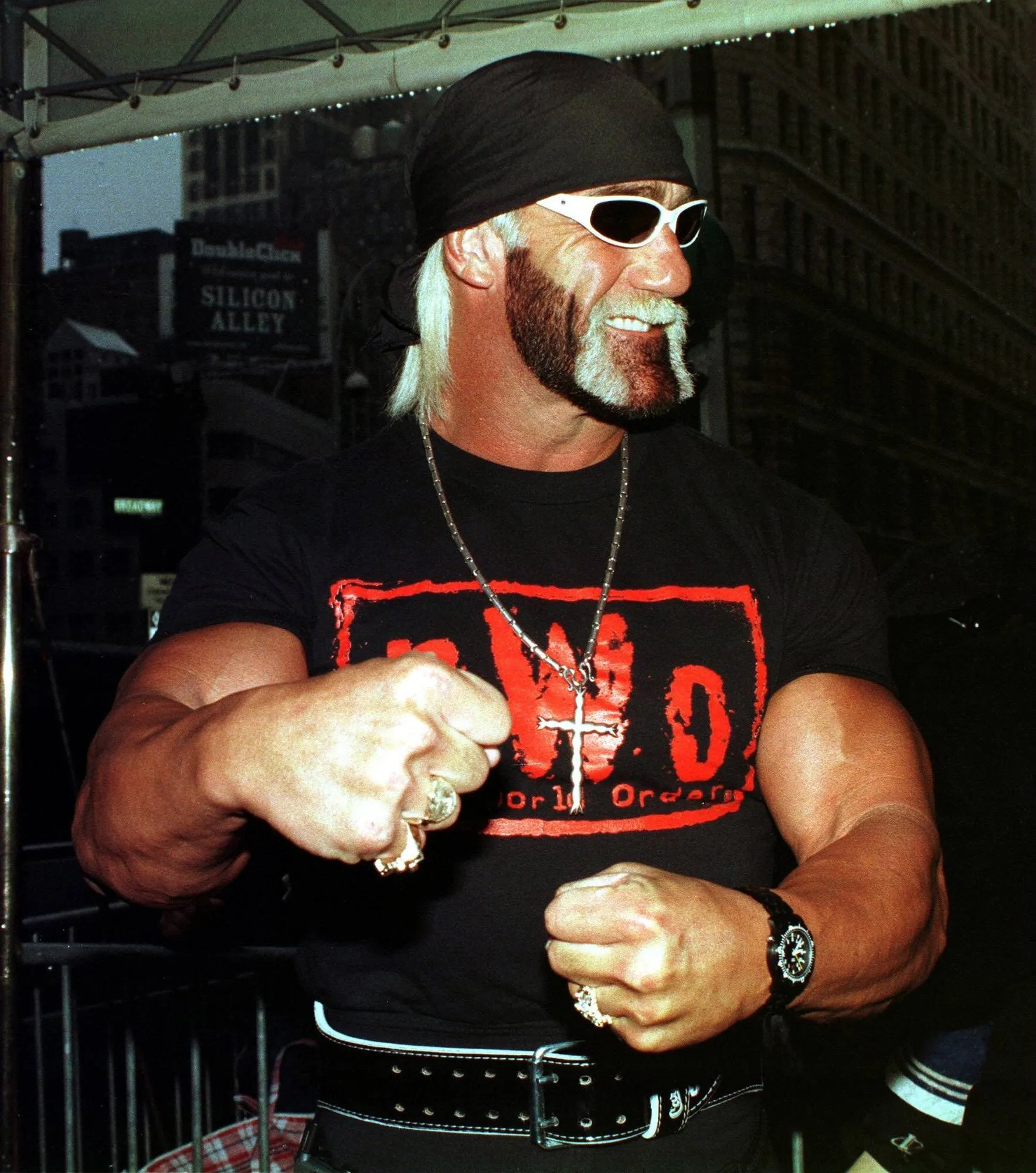 WWE - Hulk Hogans Todesursache offiziell: Wrestling-Legende verstarb ...
