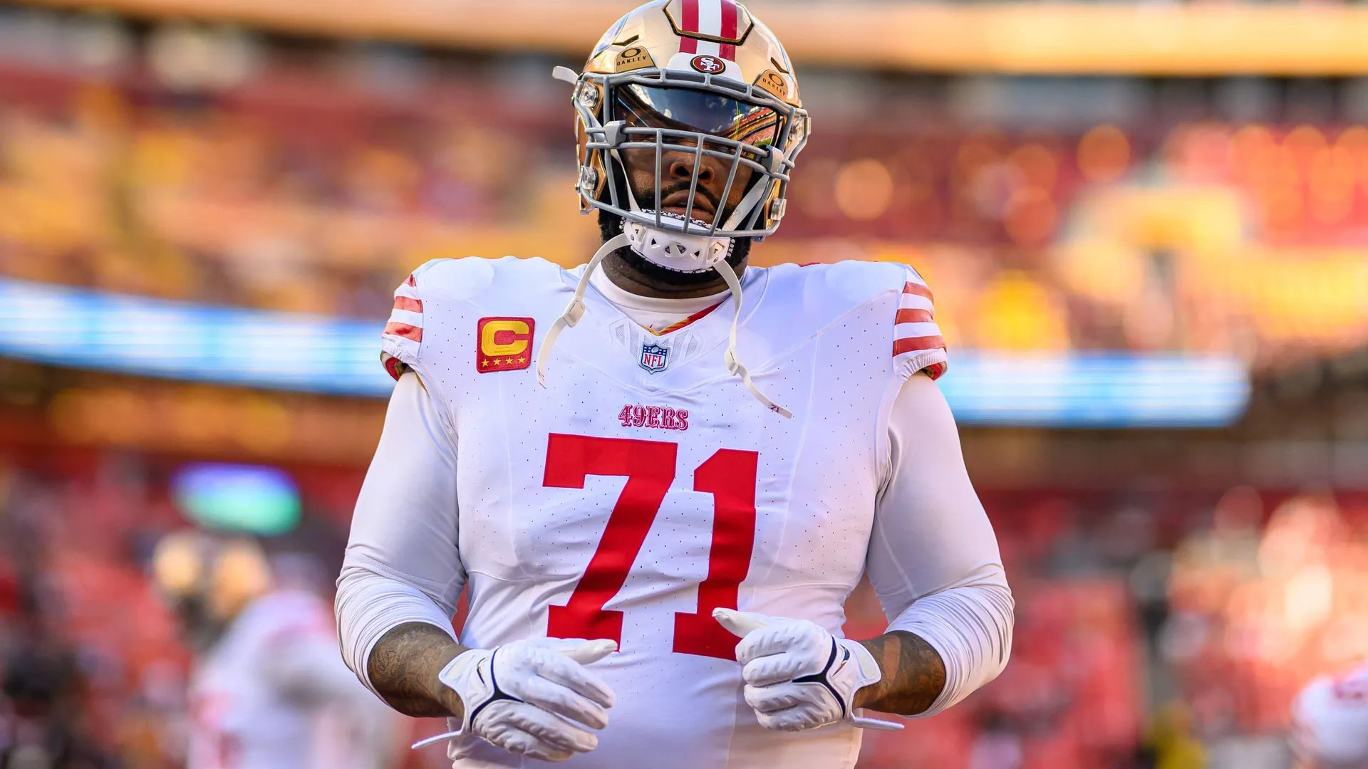 NFL: San Francisco 49ers verlängern mit Star-Tackle - News und Gerüchte ...